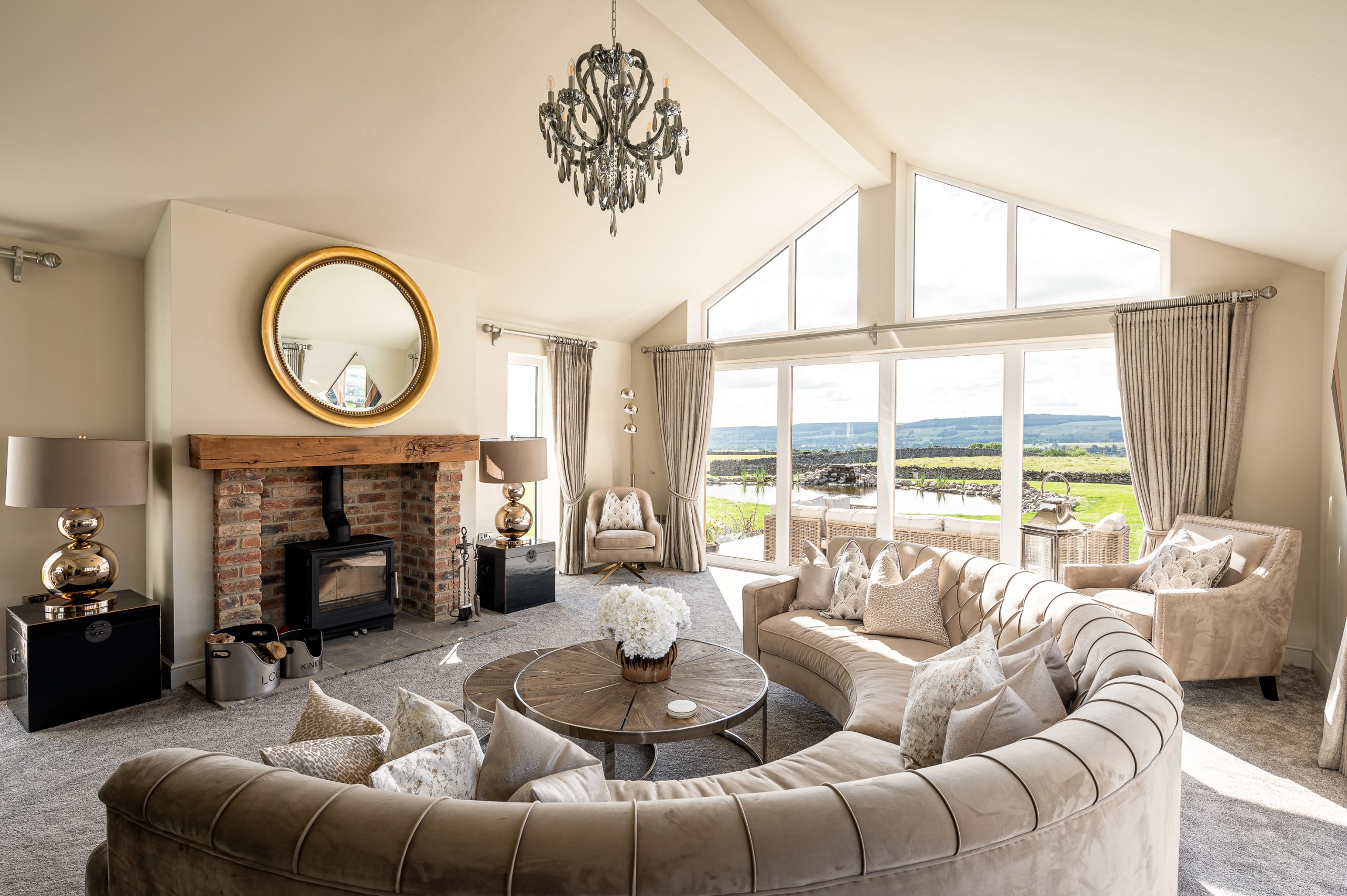 Guest Check-In | Holiday at Home