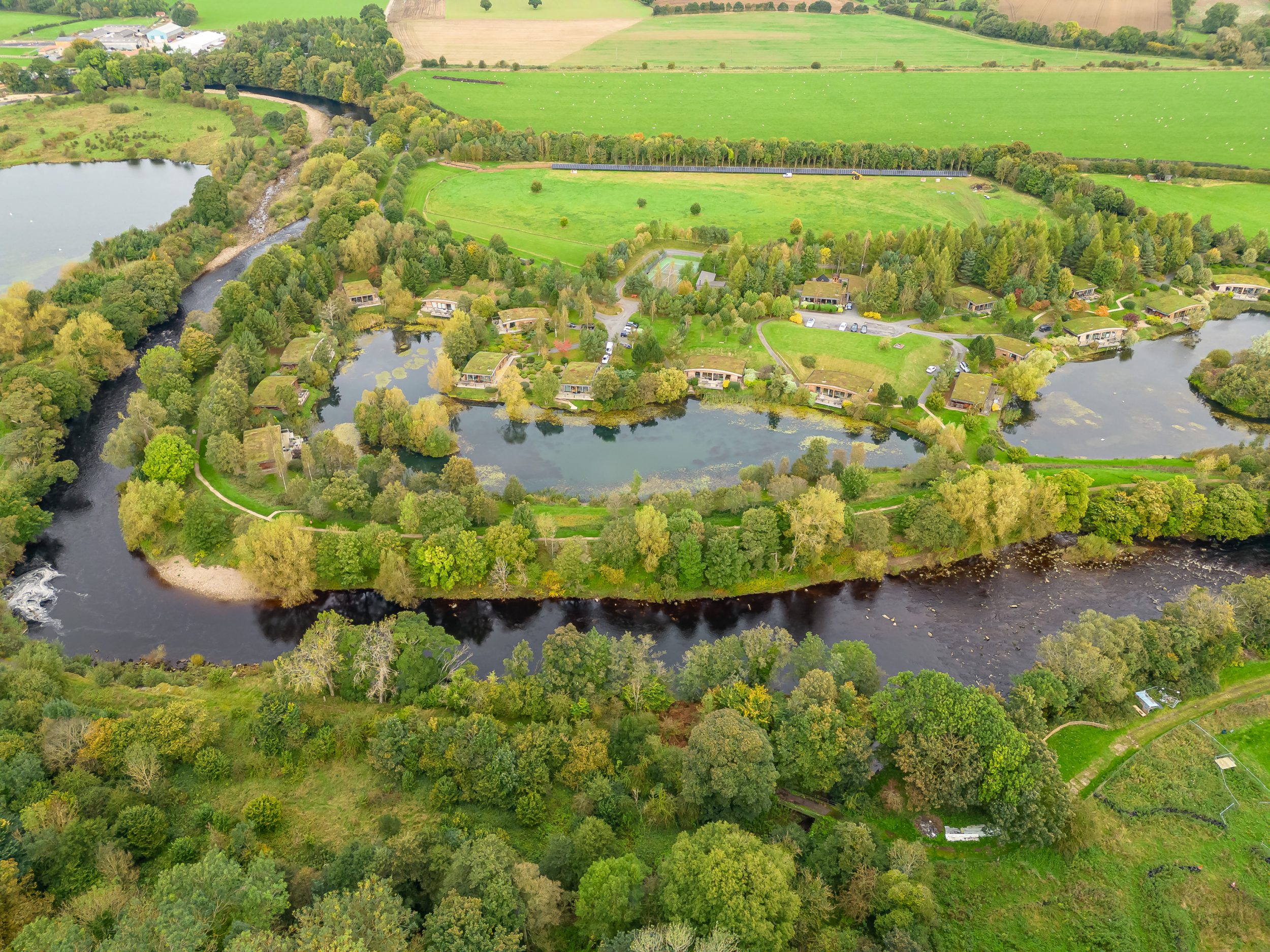 Your Local Guide to Brompton Lakes | Holiday at Home